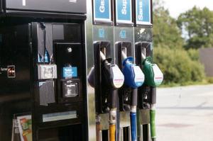 Les Prix à La Pompe Baissent Toujours