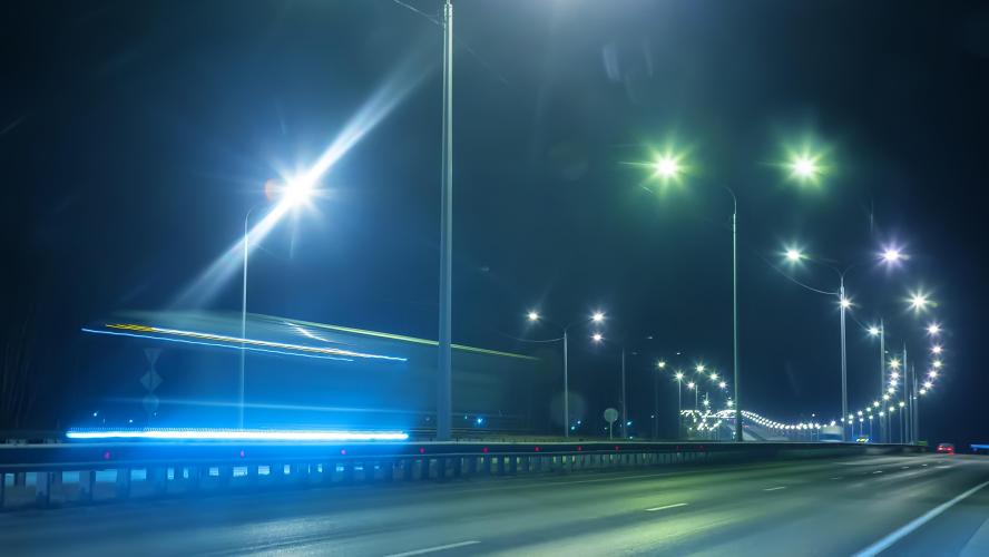 Eclairage à Led modulable, bornes wifi, les autoroutes belges vont être ...